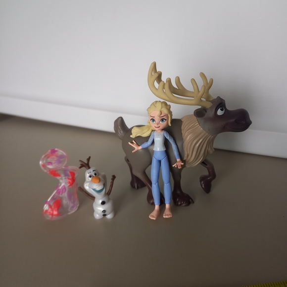 Disney | Toys | Disney Frozen Elsa Gale Olaf Sven Figure Toy 3 Princess ...